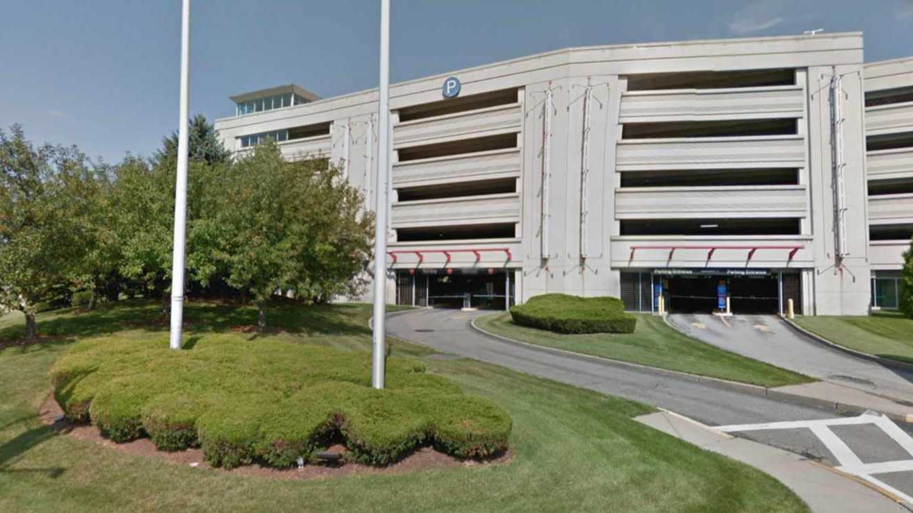 Fasttrack Indoor Garage TF Green Airport (PVD) Parking | WAY