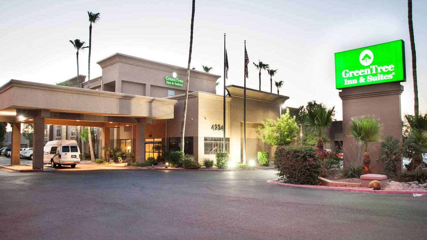 Reserve GreenTree Inn and Suites PHX Airport Parking | Way.com