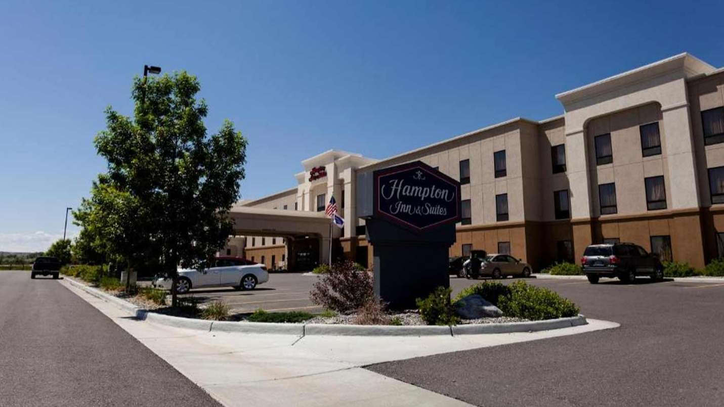 Hampton Inn - 2500 N Federal Blvd Garage | Way