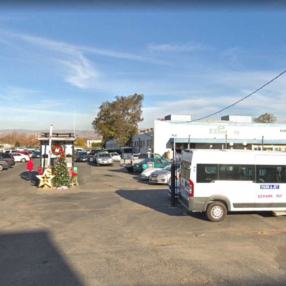 Reserve EZ ParkFly SJC Airport Parking | Way.com