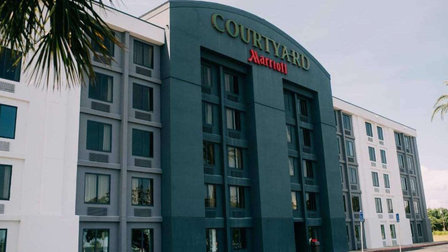 Courtyard by Marriott - 1600 E Beach Blvd Garage | Way
