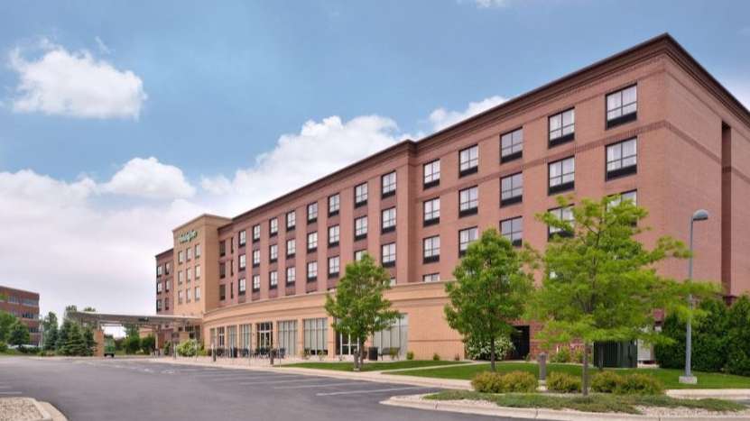 Holiday Inn Madison - 5109 W Terrace Dr Garage | Way