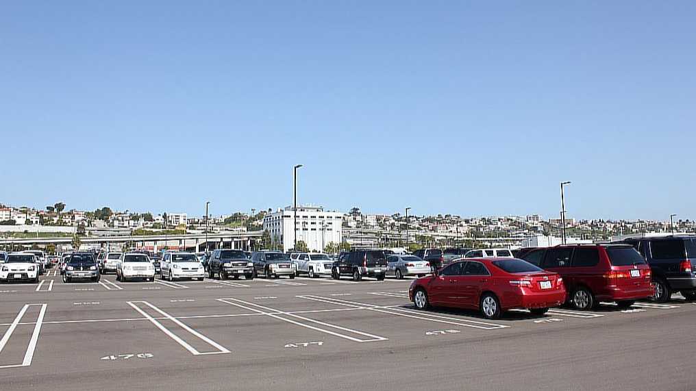 Fox Auto Parks SAN Airport Parking | Way