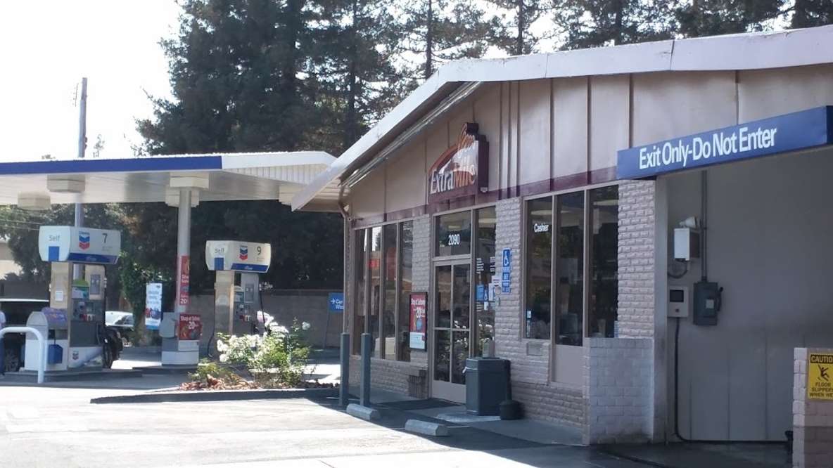 Reserve Chevron Parking | 2090 Scott Blvd Parking Garage | Way