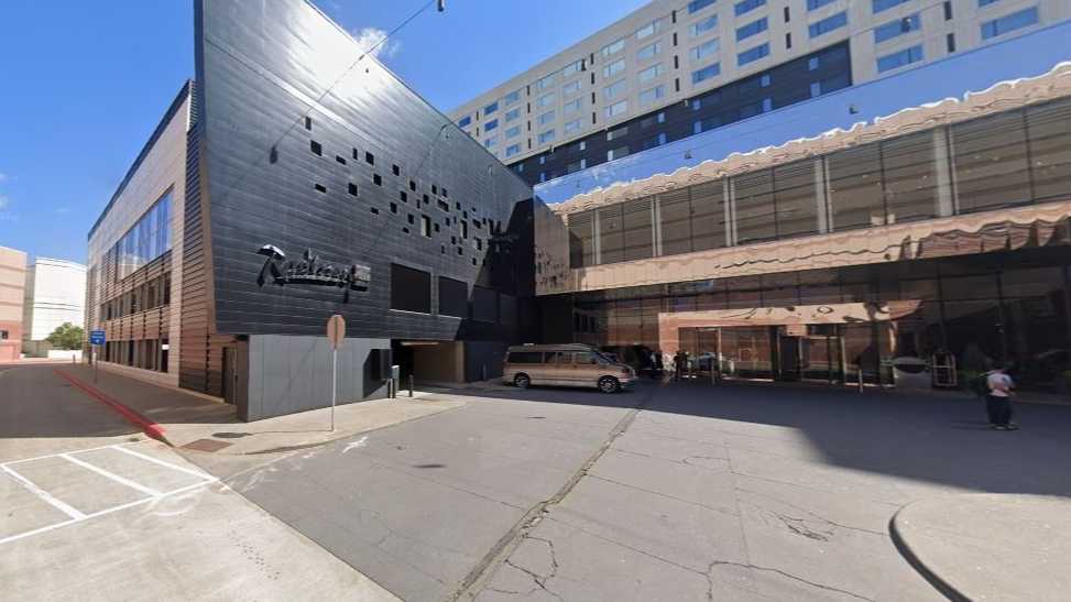 Radisson Blu Mall of America MSP Airport Parking | Way