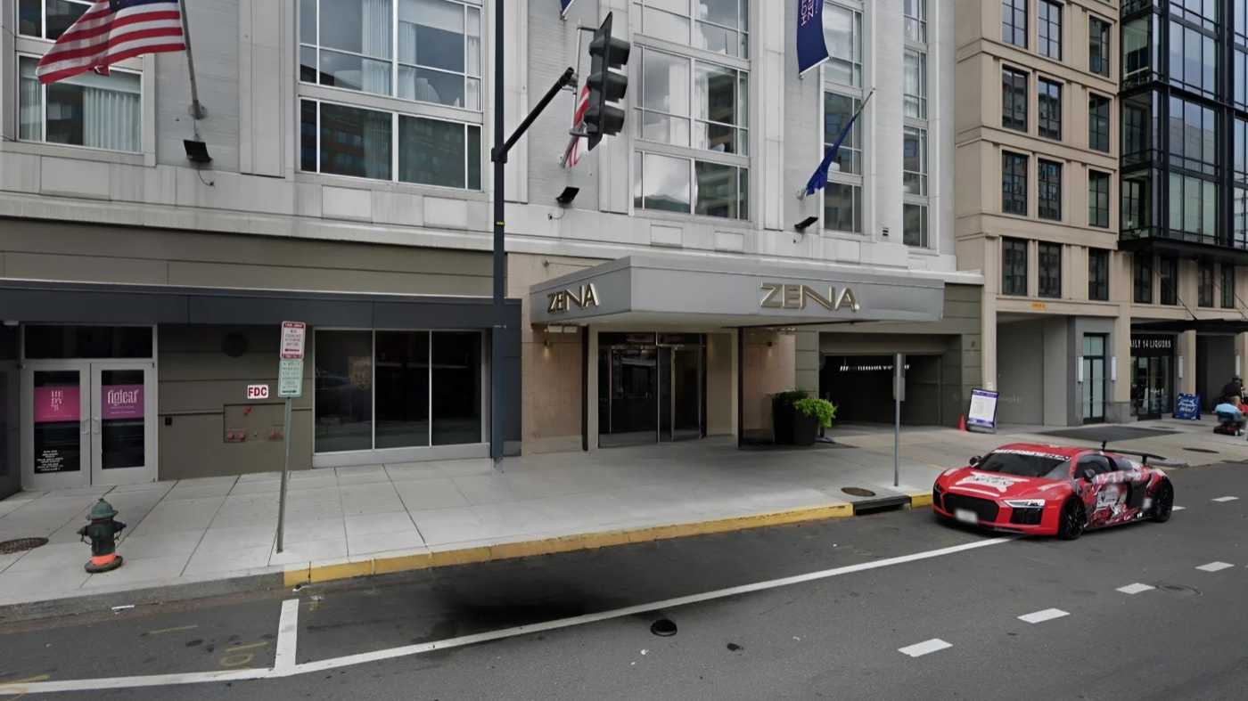 Hotel Zena DCA Airport Parking | Way