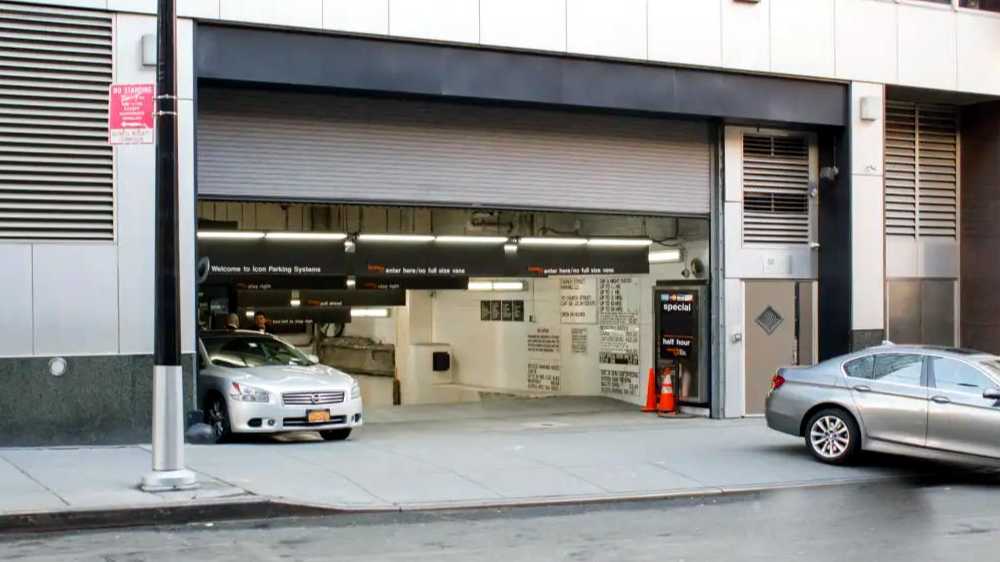 Reserve 54 Murray Street Parking | Book and Save | Way.com