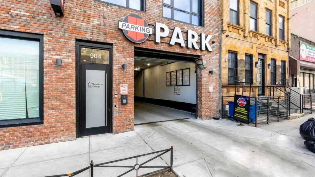 Reserve 115 Stanwix St. Garage Parking | Book and Save | Way.com