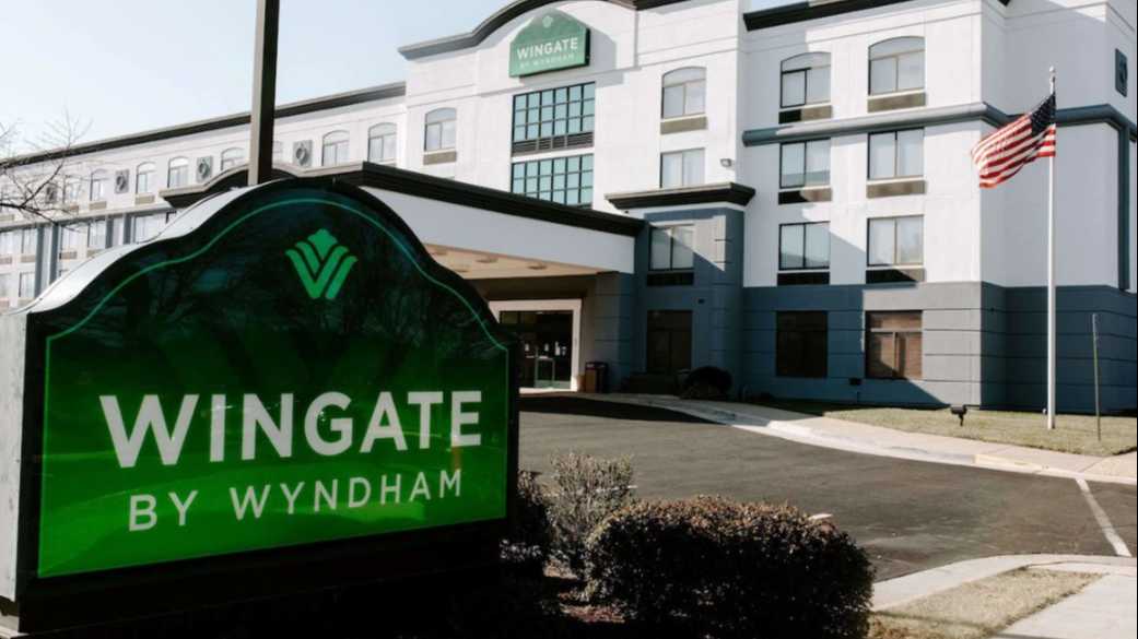 Reserve Wingate by Wyndham IAD Airport Parking | Way.com
