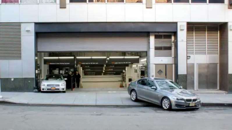 Reserve 54 Murray Street Parking | Way