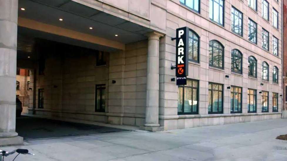 Reserve 125 Parkside Avenue Parking | Way