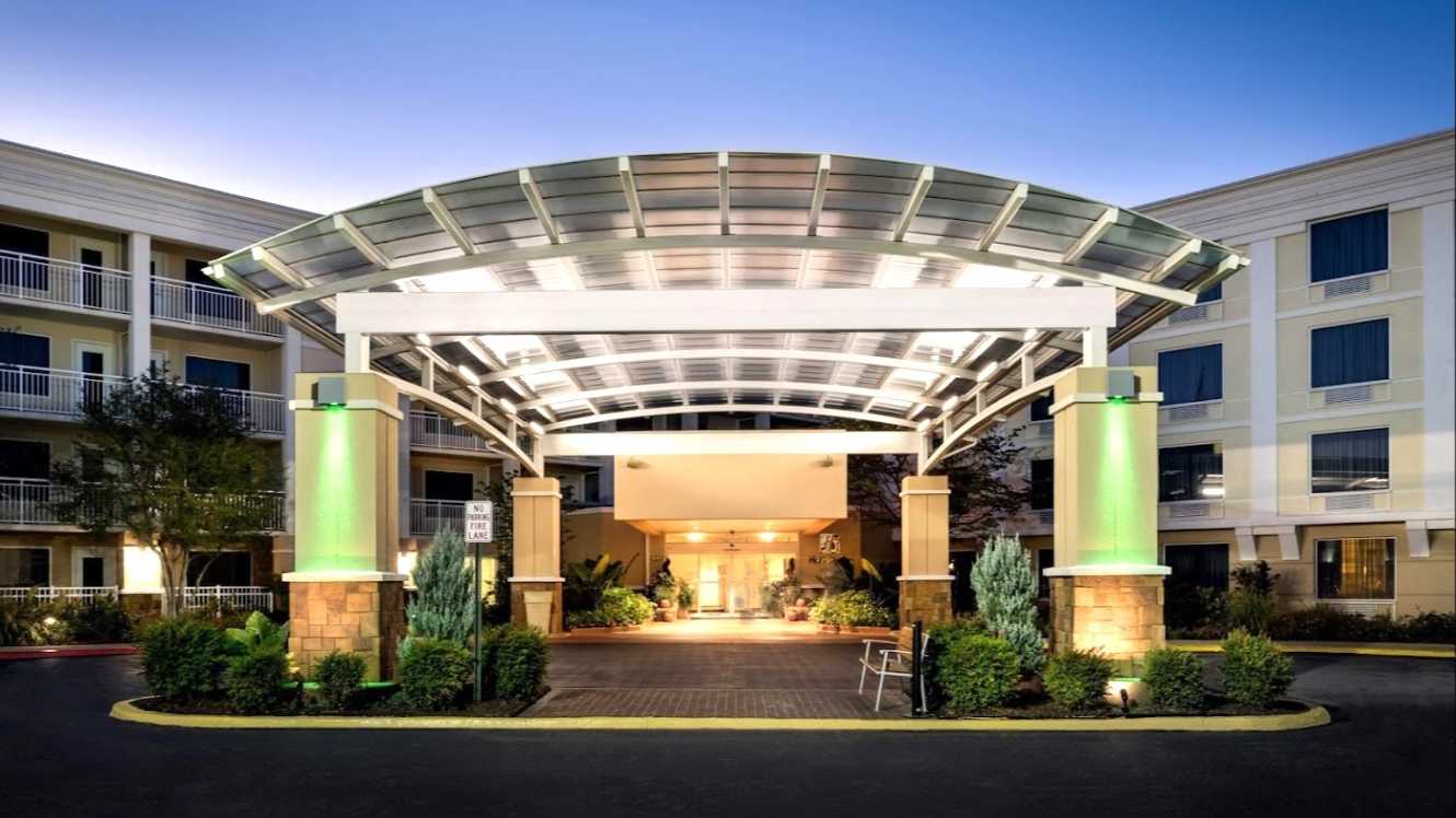 Holiday Inn & Suites Atlanta Airport North | Way