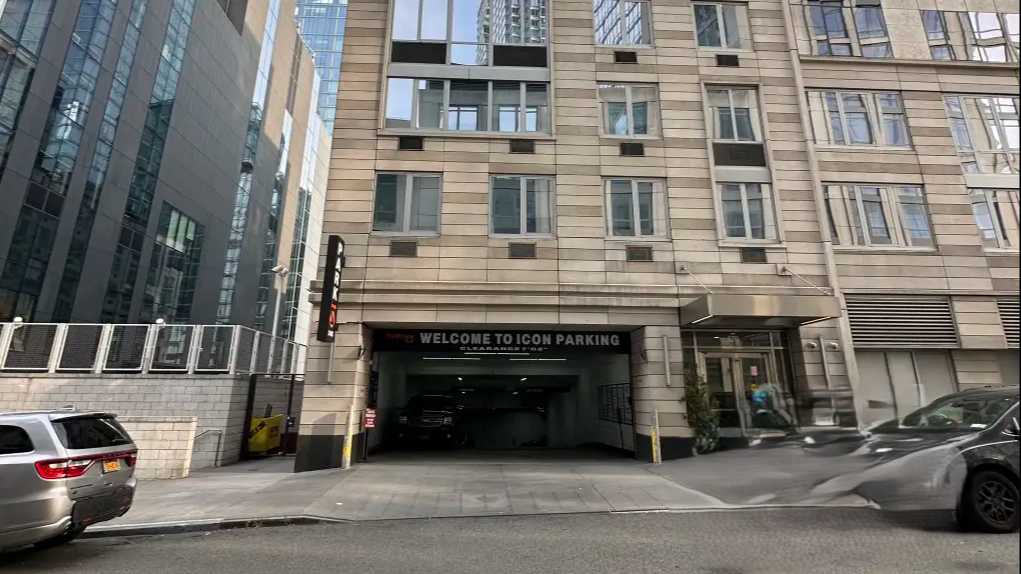 40 Riverside Blvd.- QP Hudson Vl Parking | Way