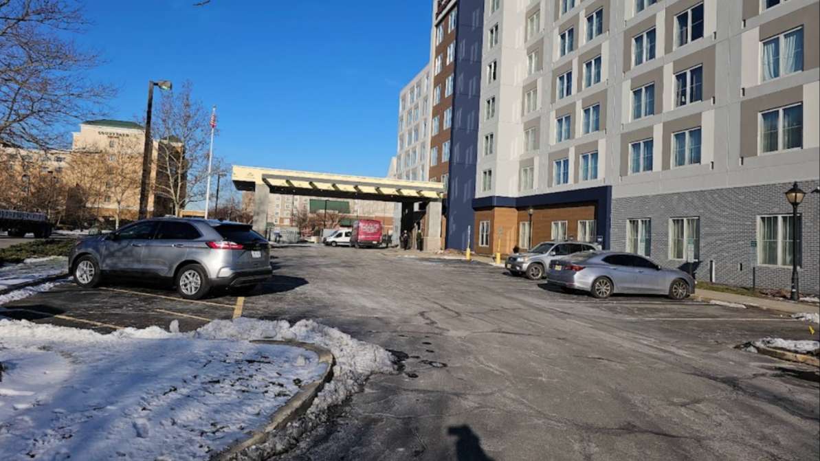 Hampton Inn & Suites EWR Airport Parking | Way