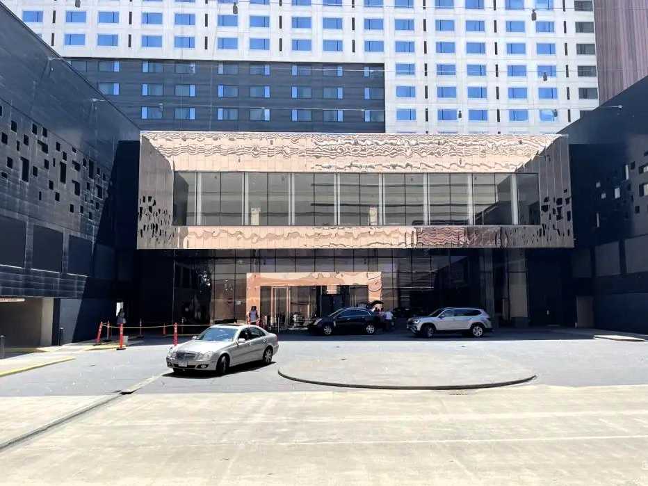 Radisson Blu Mall of America MSP Airport Parking | Way