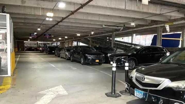 Purchase Park 2 Fly LGA Airport Parking | Way