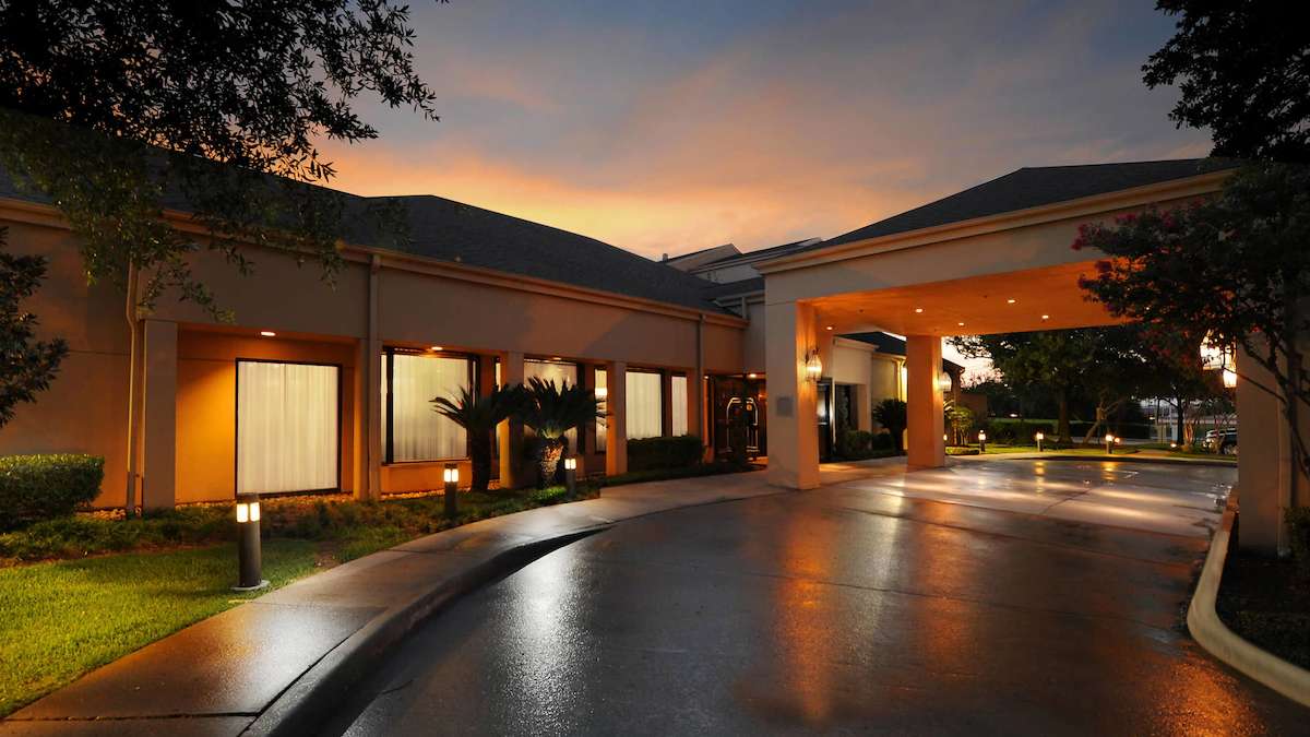 Courtyard Houston Hobby HOU Airport Parking | Way